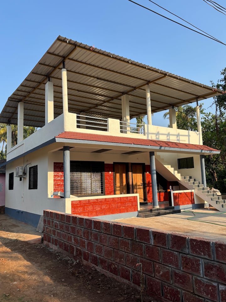 Swarupa Homestay Room No.1 Shrivardhan Beach - Shrivardhan