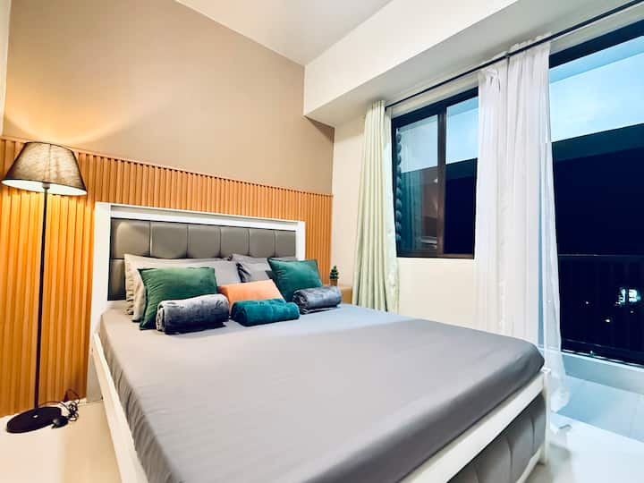 Walk To Sm Baguio & Session 1br Condo W/balcony - Baguio