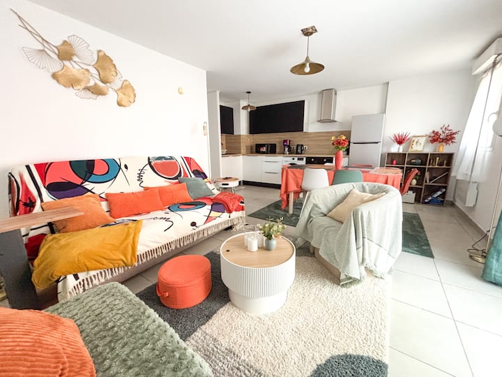 Le "Roses"-spacieux T3 Cosy Proche Gare De Lisieux - Lisieux