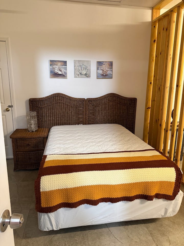 Relax Studio - Stuart, FL