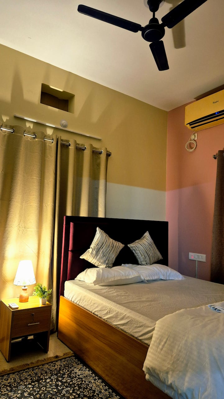 Ac 2bhk Near Airport, Railway Station & Citycenter - Bhubaneswar