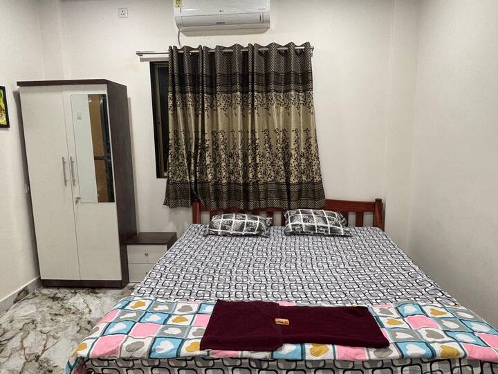 Swarupa Homestay Room No.3 Shrivardhan Beach - Shrivardhan