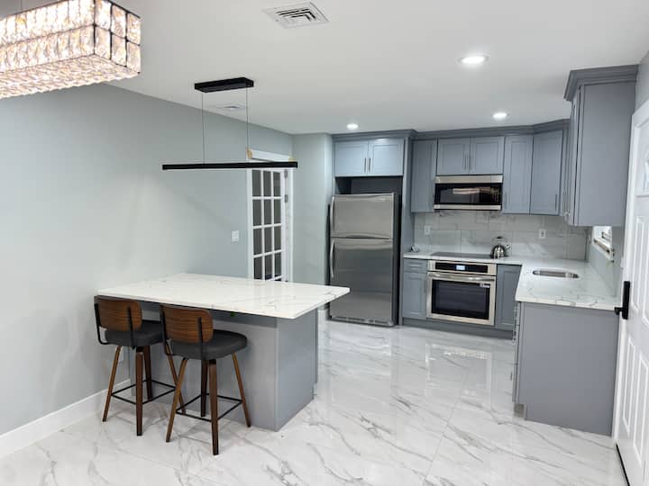 Modern 3br Near Woodbury Commons - Woodbury, NY