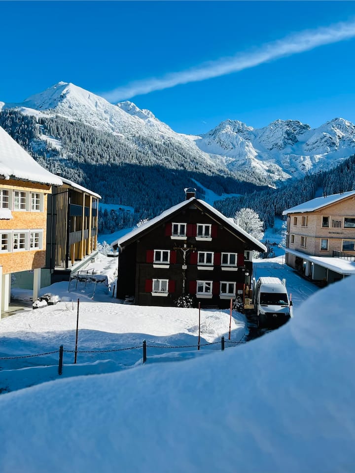 Ferienwohnung Alpenheimat 1658
Im Kleinwalsertal - Kleinwalsertal