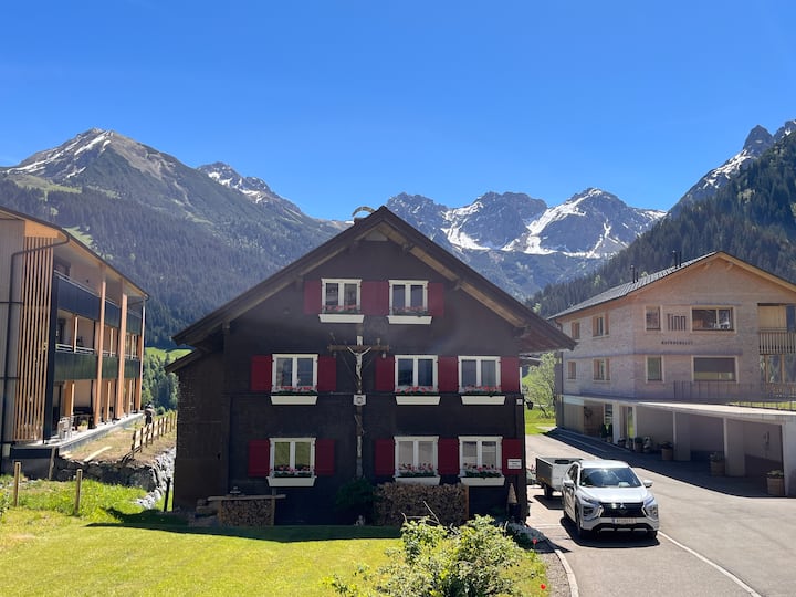 Ferienwohnung Alpenheimat 1658
Im Kleinwalsertal - Mittelberg
