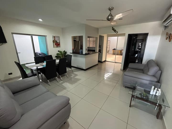 La Casa De Las Salamandras  | Bejuco Beach - Costa Rica