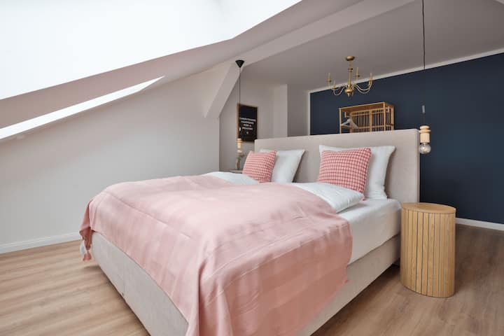 Premium 3-bedroom Family Apartment | Home2share - Halle (Saale)