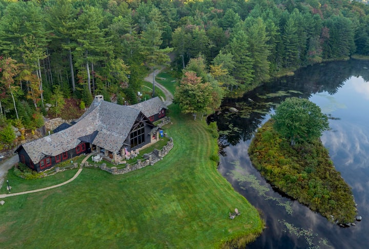 Modernized Historic 6 Br Lodge On 250 Acre Estate - Keene, NH