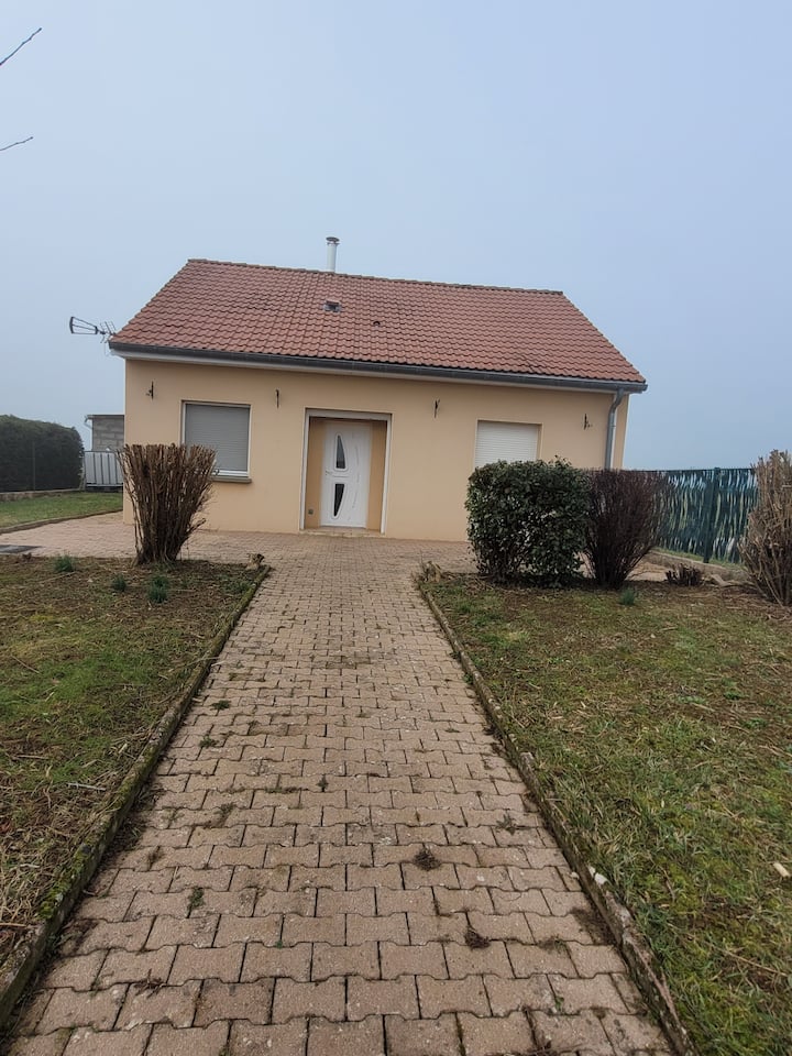 Maison Indépendante 6 Pers, 1 Bébé / Jardin Fermé. - Langres