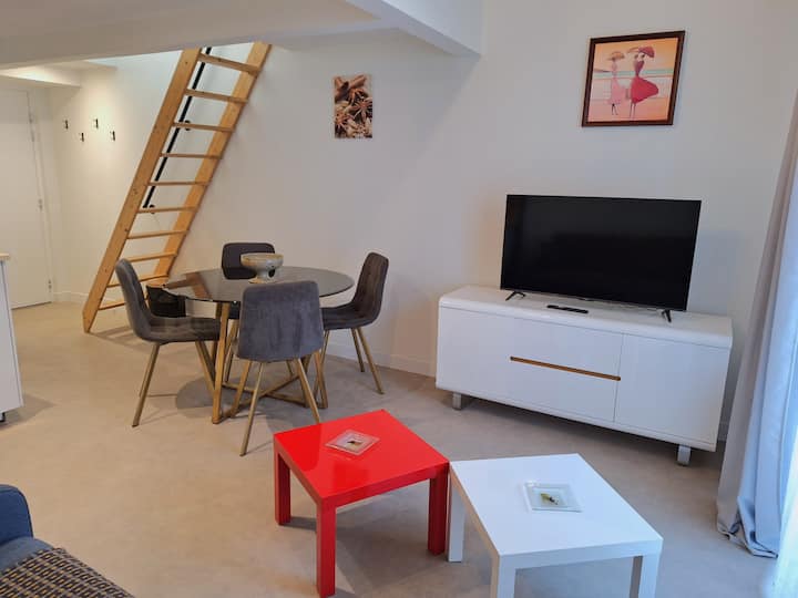 Jeny 3 - Duplex 4 Pers - Wifi - Lave Linge - Calme - Orléans