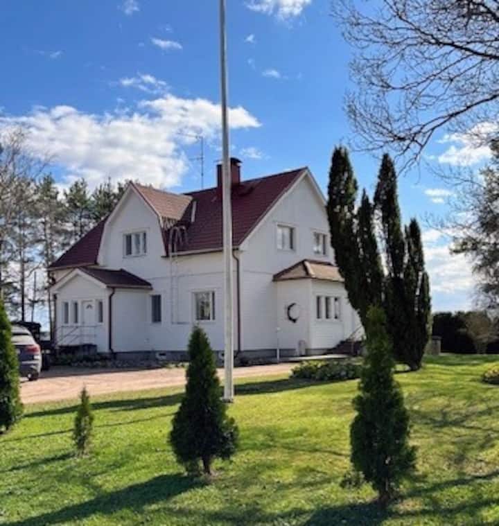 Villa Hurri  Talo, Puutarha, Palju Ja Pihasauna. - Loimaa