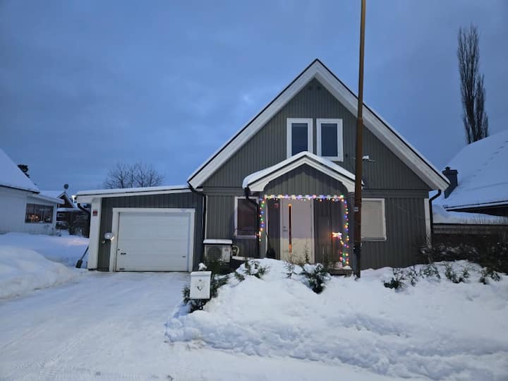 Fin Liten Villa Hyrs Ut I Domsjö. - Örnsköldsvik