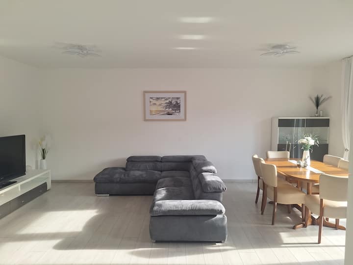 Gemütliche Wohnung Mit Terrasse Nahe Würth - Künzelsau