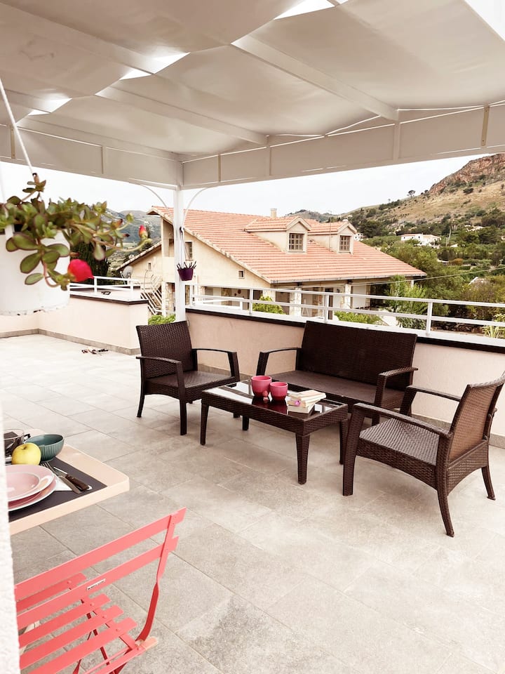 Villa Con 3 Appartamenti: 9 Posti Letto E 3 Bagni. - 斯科佩洛