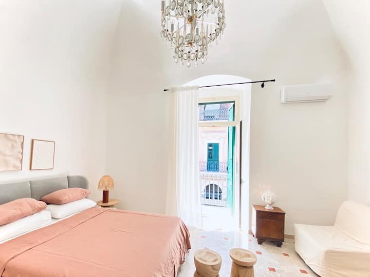 Affaccio Su Via Manzoni - Bari