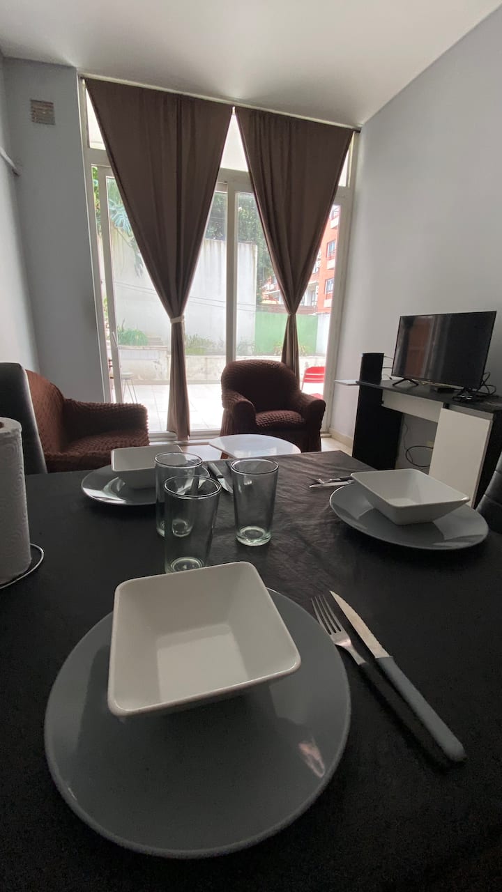 Pb- Dpto. Luminoso En Morón Centro - Bella Vista