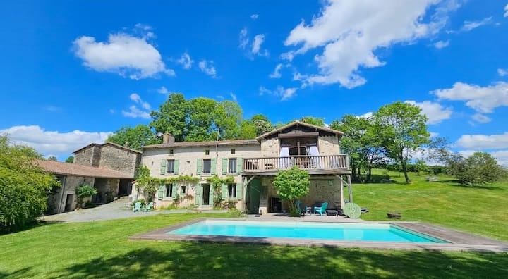 Ancien Moulin Dans Un Cadre Idyllique - Parthenay