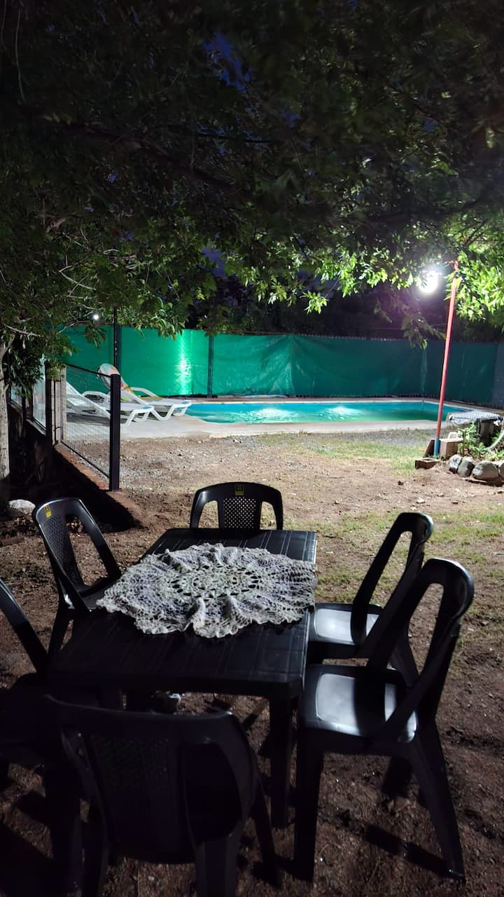 Casa Amplia A Solo 8km Del Centro De Villa Carlos. - Villa Carlos Paz