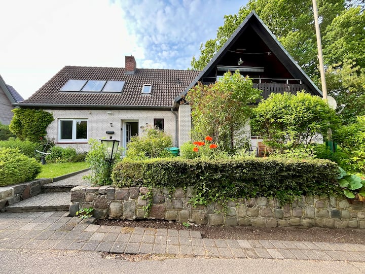 Ruhepol Im Grünen Mit Wohnwintergarten - Fleckeby