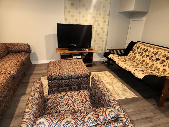 Spacious Basement Suite - Kelowna