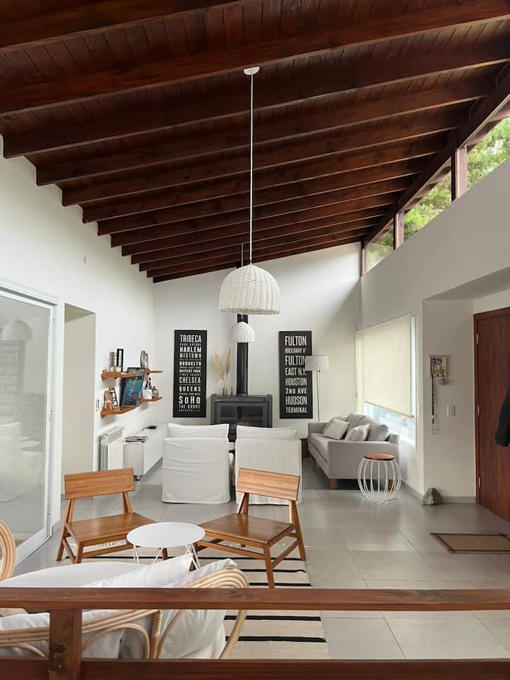 Casa Luminosa Para Familias · Costa Esmeralda - Pinamar