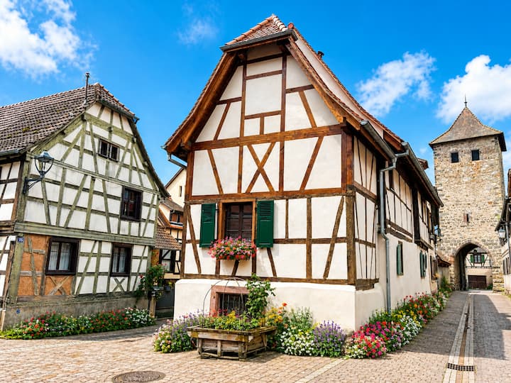 Maison De Ville Alsacienne Sur La Route Des Vins - Sélestat