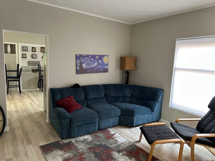 Holland, Come Enjoy Down Town Holland And Lake, - Holland