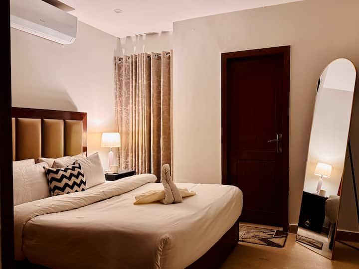 Mmuk’s Executive 1bhk | Self Check-in | Central - Islamabad