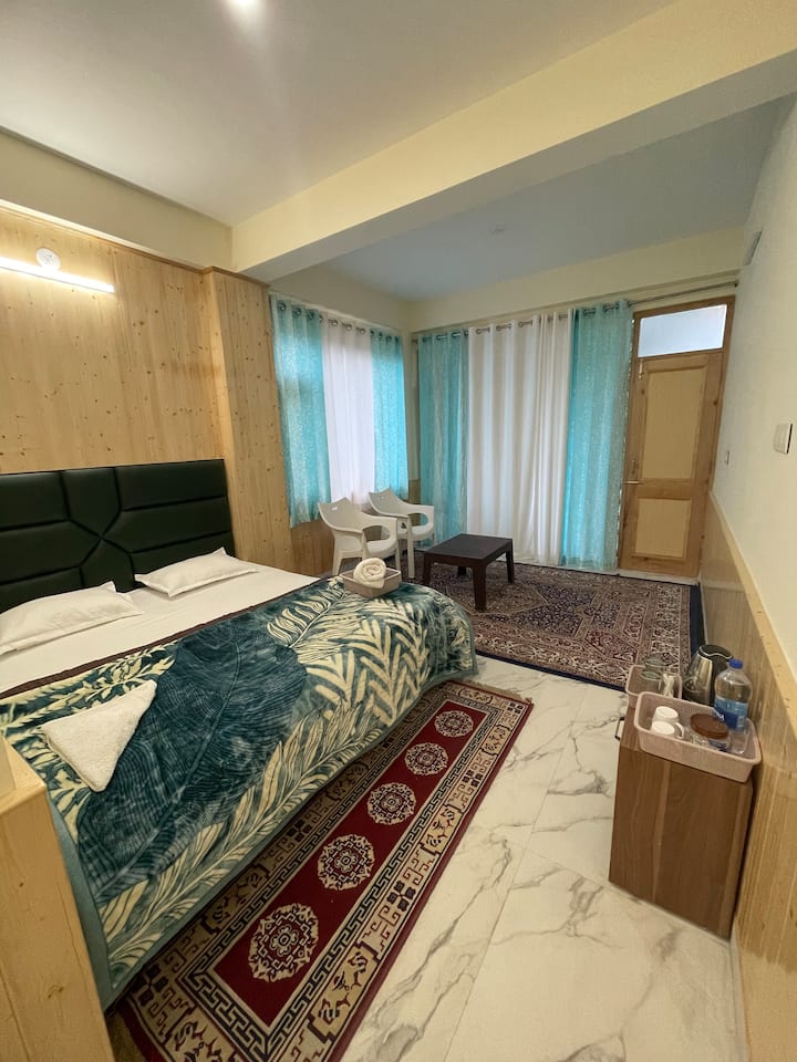 Vallin Stays – - Manali