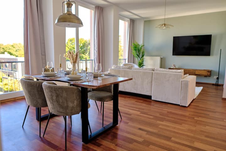 Luxus Altbau Nahe Düsseldorf | Balkon | Parkplatz - Neuss