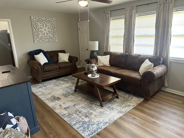 Quiet Comfort, Perfect Hotel Alternative - Abilene, TX