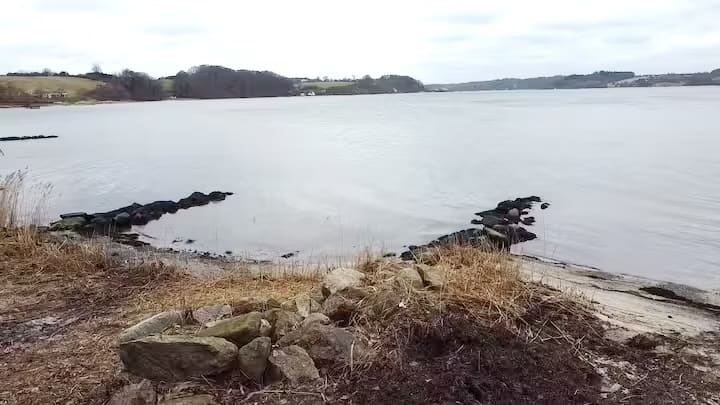 Newly Renovated Home 145 Sqm Directly On The Beach - Kolding