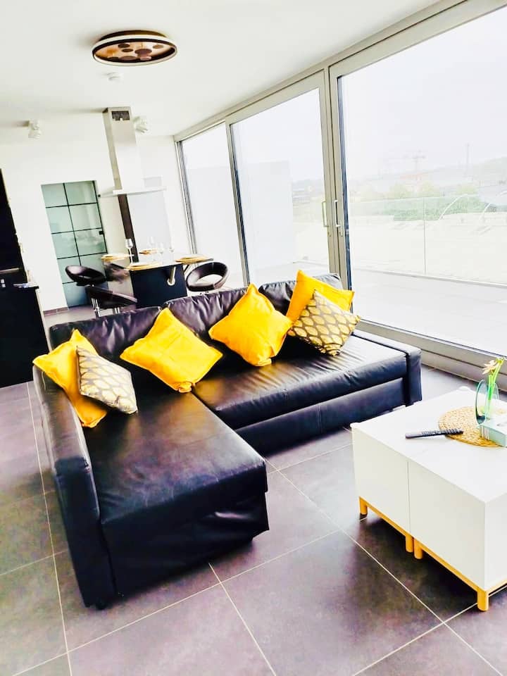 Executive 2 Bedrooms In Luxembourg City - Luxembourg City
