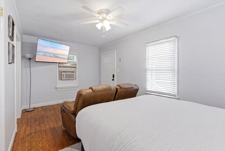 Charming 1br Cottage Near Downtown Lafayette - ラフェイエット, LA