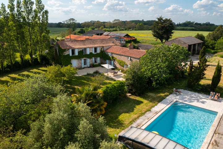 Havre De Paix : Maison De Campagne Avec Piscine - Paimbœuf