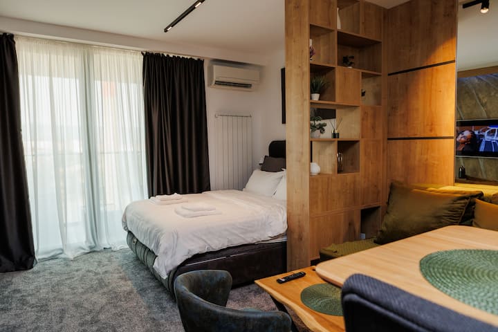 Grey Nest - Planet Residence Niš - Niš