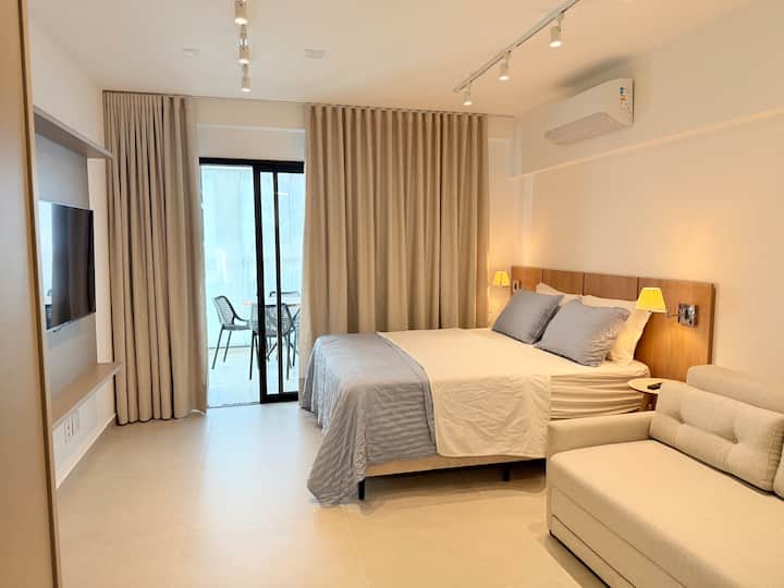 Studio 606 /Academia/lavanderia/estacionamento E + - Marília