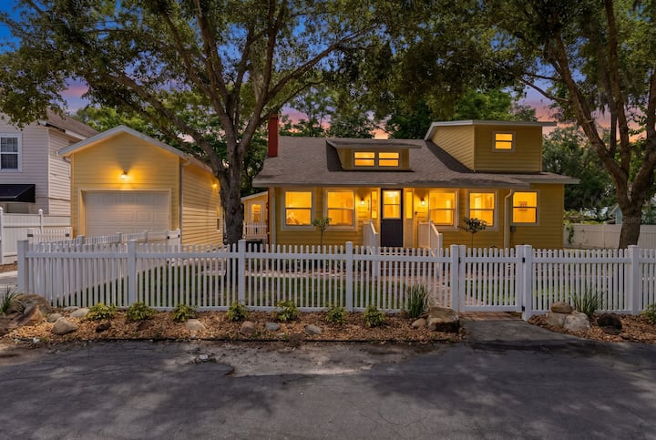 Hillcrest Hideaway | Walk To Dt Mount Dora - Mount Dora, FL