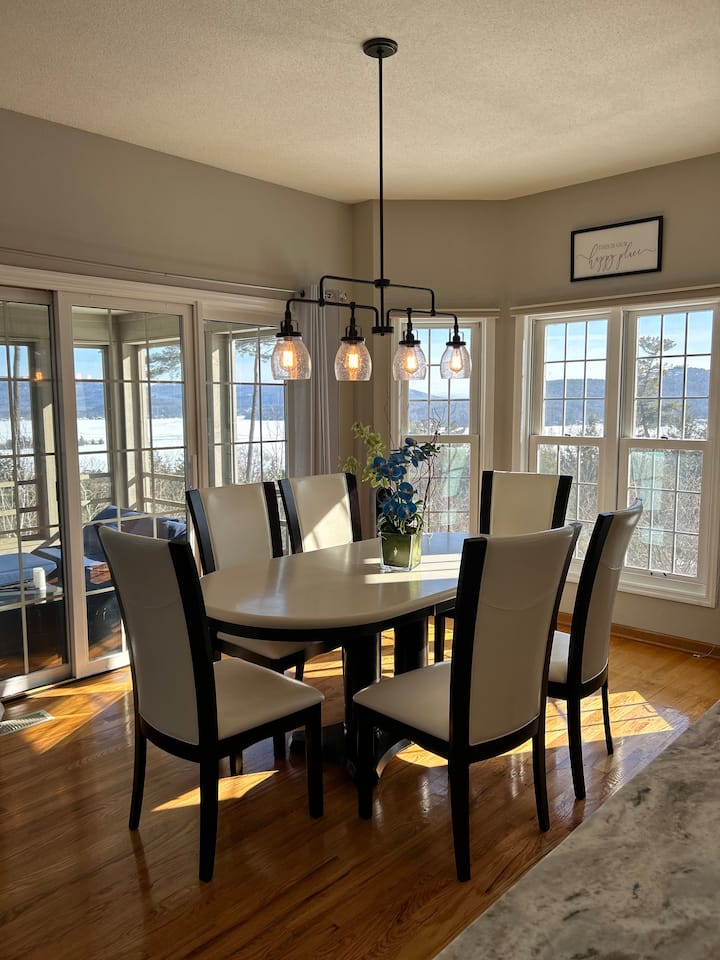 Gorgeous Modern Townhouse In Lake George Ny. - Lake George, NY