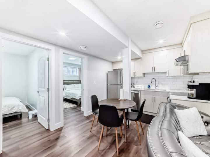 Luxury Living In West Edmonton - Canada