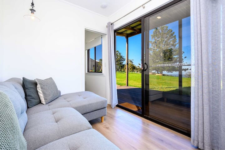 Three Pines | Tiny Home & Gold Coast Views - Tamborine Mountain