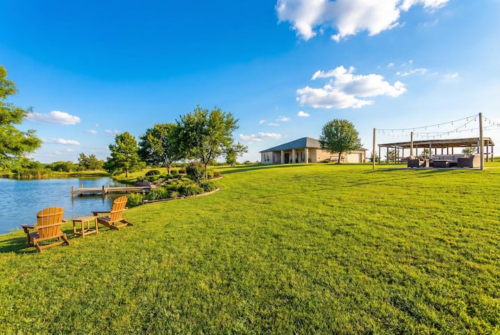 Our Lakeside Peace In Hutto - Pflugerville, TX