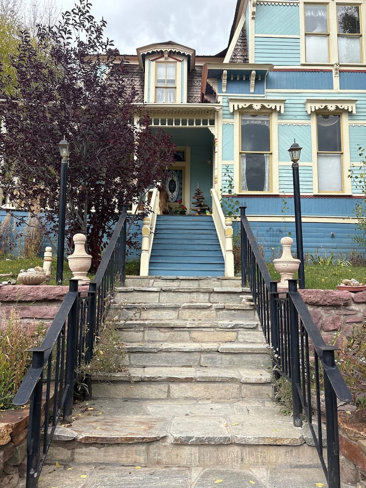 2 Bedroom Oversized Private Bath Private Patio - Silverton, CO