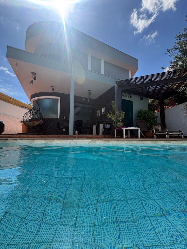 Casa Pé Direito Alto - Ribeirão Preto