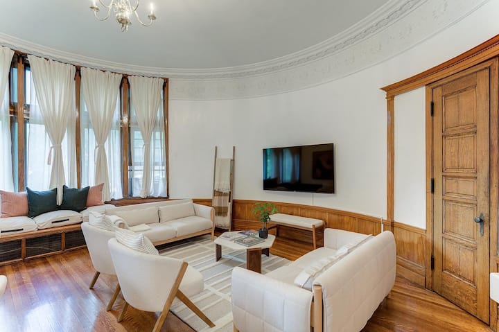 Unique 3br/2br • Free Parking • King & Queen Beds - Montréal