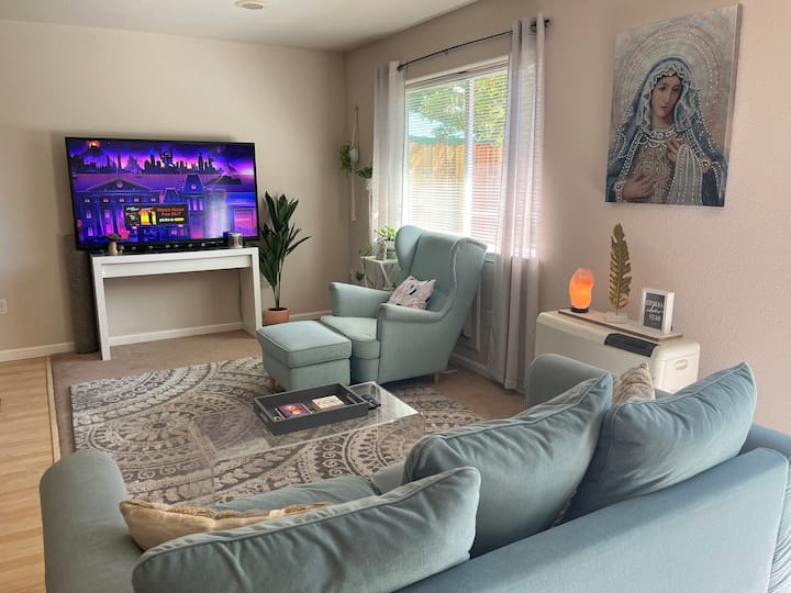 Peaceful Mountain Getaway - Mount Shasta, CA