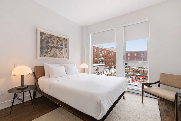 Elegant Designer Loft • Downtown • Old Port - Brossard