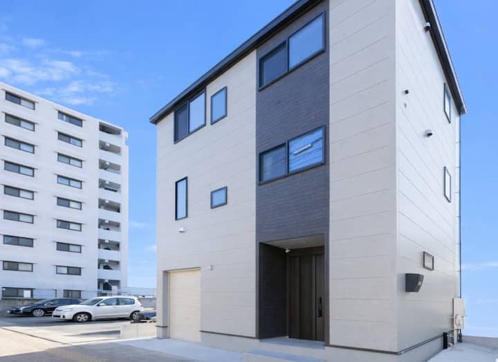 【最大12名】新築3階建ての上質空間｜洗練デザイン&最新家電｜博多・吉塚 - Fukuoka