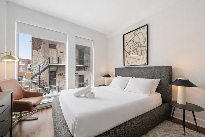 Prime Downtown Suite | Walk To Old Port - Brossard