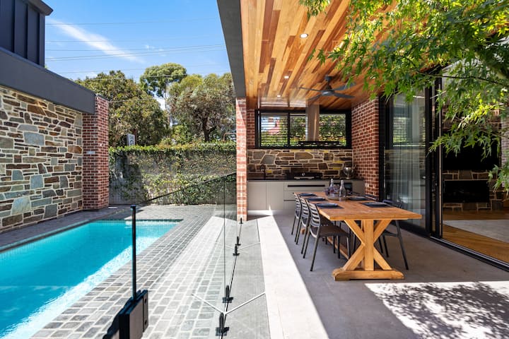Eden Haus—poolside Serenity Near Cbd & Bushland - Stirling